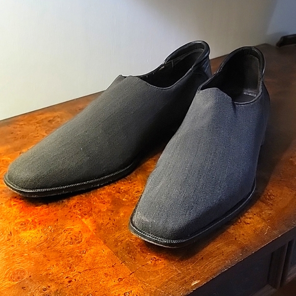 Donald J. Pliner | Shoes | Donald Pilner Rex Slip Ons | Poshmark